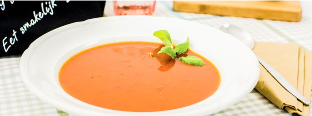 De 10 lekkerste koolhydraatarme soepen - NewDiet Care